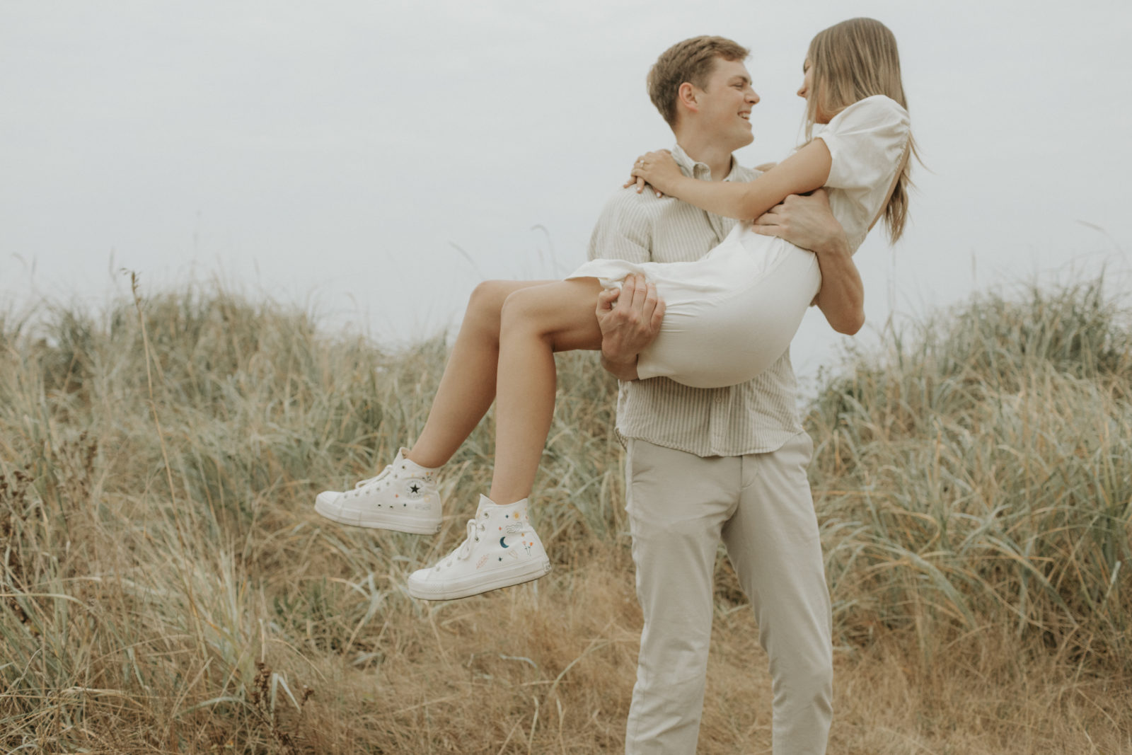 Golden Gardens Seattle Engagement Session - brookenalani.com